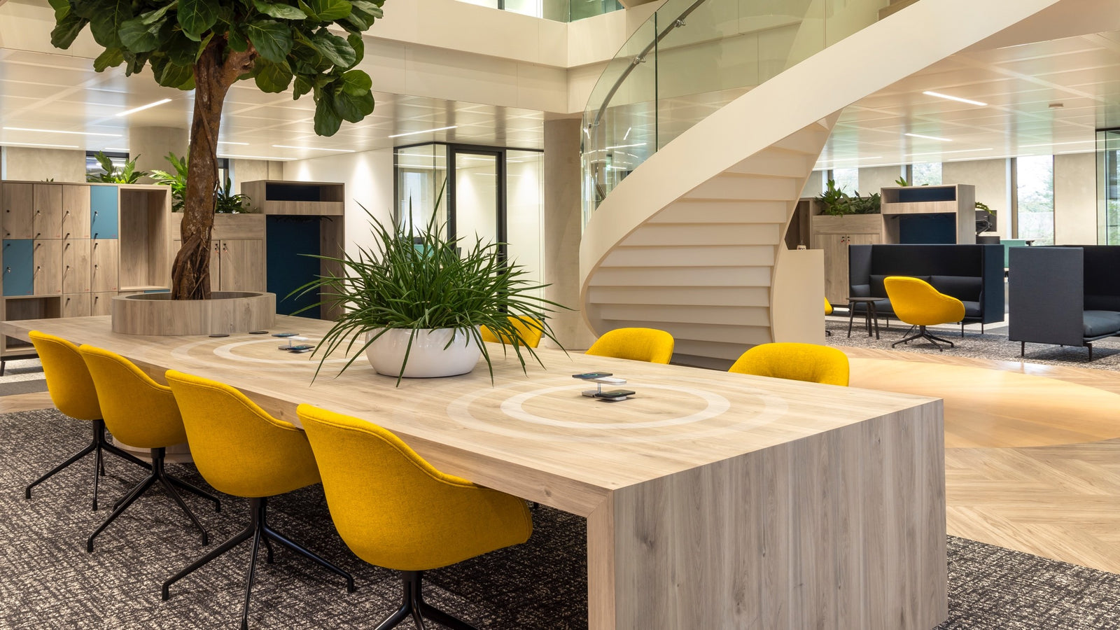 Wireless charging in your meeting room | Zens